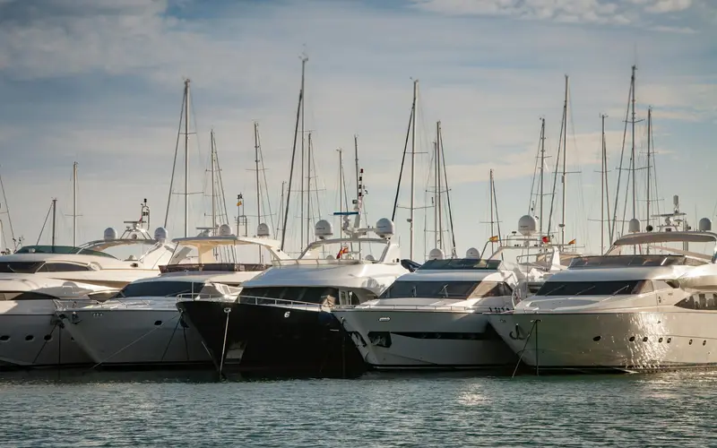What Is a Gunwale on a Boat? Meaning, Location & Function Explained ...
